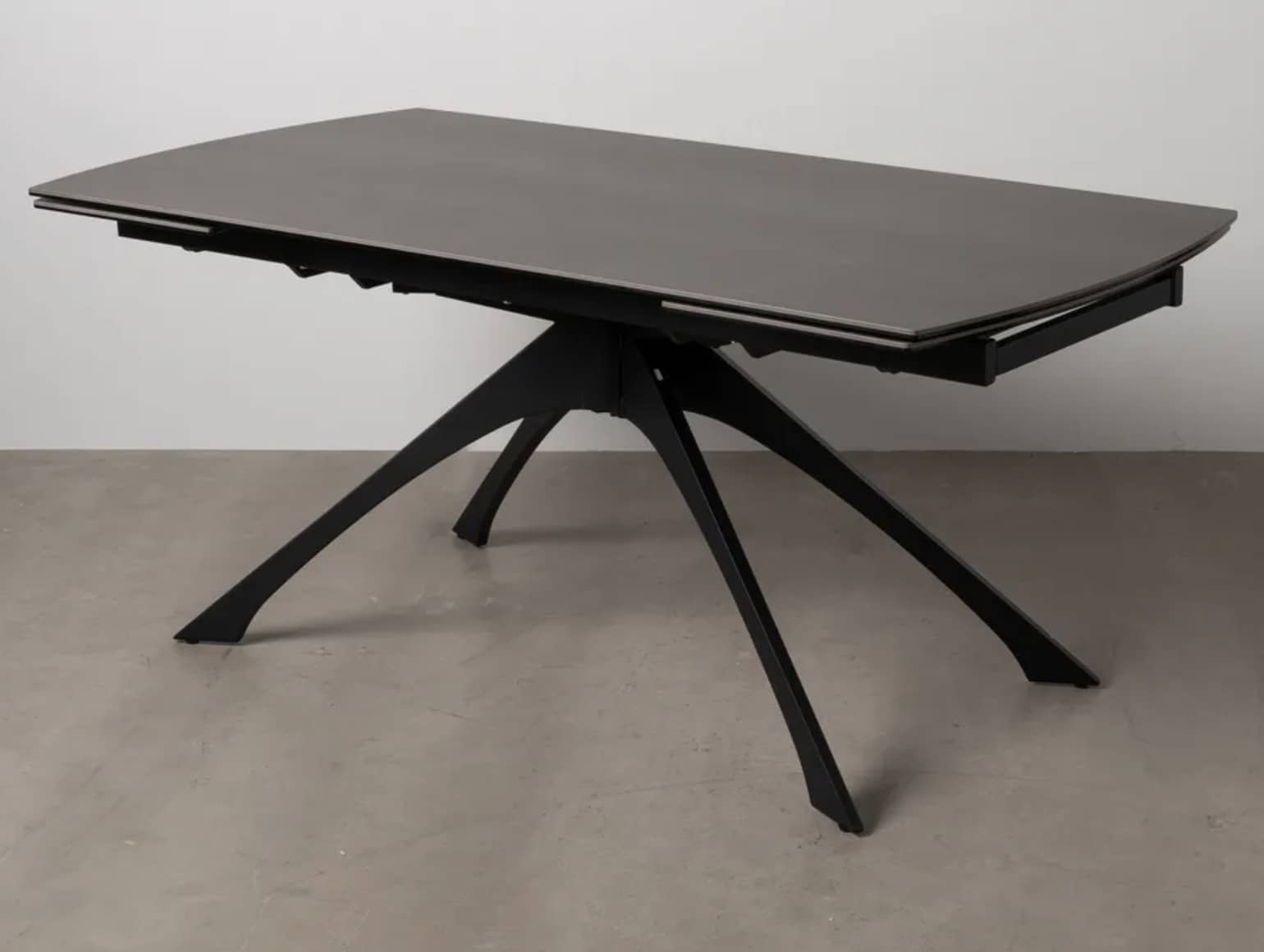 Mesa extensible rectangular gris oscuro | Auradecor